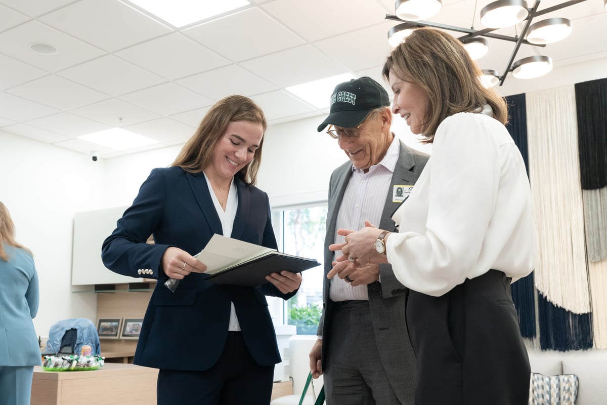 Pine Crest School Welcomes Global Entrepreneurs